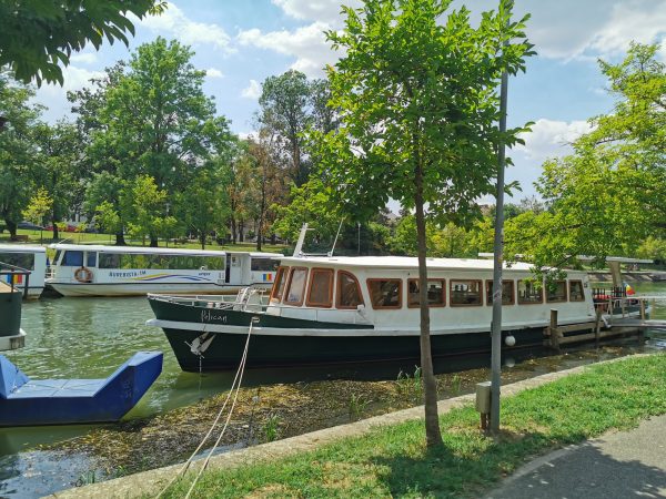 Cu vaporetto pe canalul Bega din Timișoara - FAM la pas turistic